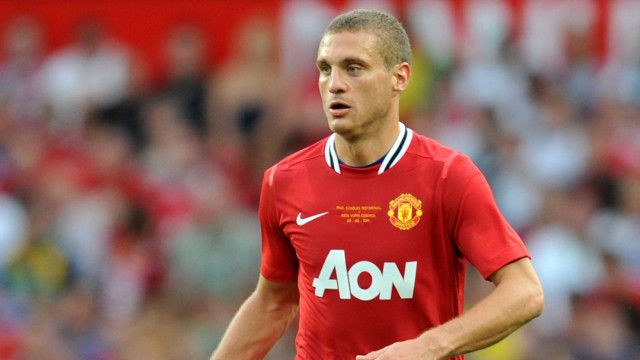 Eks kapten MU Nemanja Vidic pensiun dari sepak bola - BBC News Indonesia