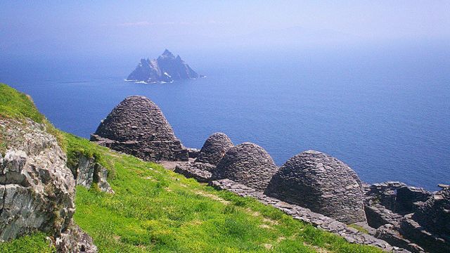 La creciente y polémica popularidad de Skellig Michael, la diminuta ...