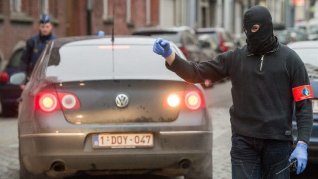 Tersangka Pelaku Serangan Paris Ditangkap Di Brussel Bbc News Indonesia