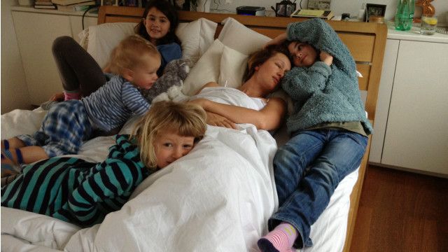 Bee Rowlatt's blog: It's feminism. But fun - BBC News Україна