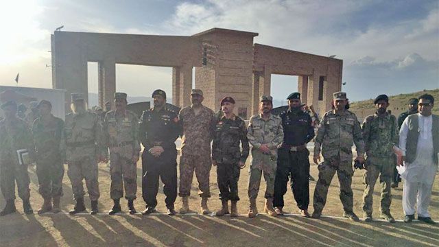 کابل کے حکم پر انگور اڈہ سرحدی گیٹ تین دن سے بند - BBC News اردو