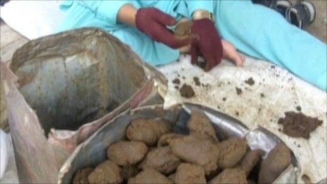 از تولید و فروش تا عواقب بهداشتی مصرف نسوار در افغانستان - BBC News فارسی