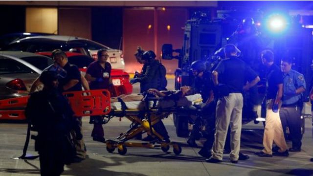 Nổ súng trong biểu tình ở Milwaukee - BBC News Tiếng Việt