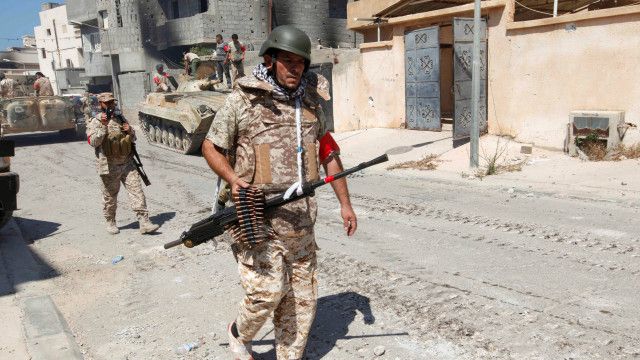 القوات الليبية تتقدم في آخر جيوب تنظيم الدولة الإسلامية في سرت Bbc