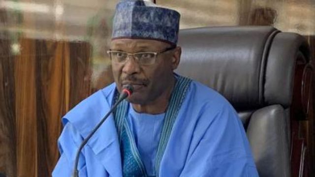 Ilé ẹjọ́ wọ́gilé ìyọnípò alága àjọ elétò ìdìbò INEC - BBC News Yorùbá