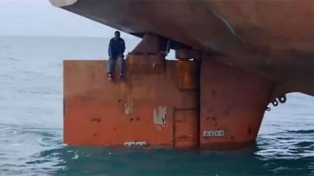 Four Nigerians hide for rudder of ship to reach Brazil - BBC News Pidgin