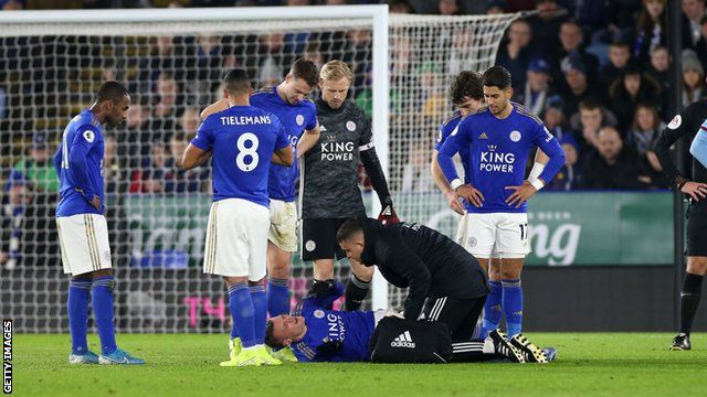 Jamie Vardy: Brendan Rodgers hopeful injury "not too serious" - BBC Sport