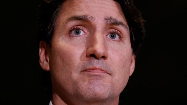 Raysal wasaaraha Canada Justin Trudeau oo lala barbardhigay Hitler ...