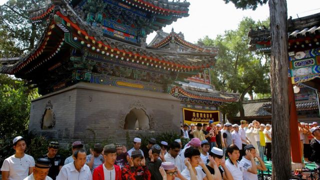 Umat Muslim Cina merayakan Idul Fitri di Beijing - BBC News Indonesia