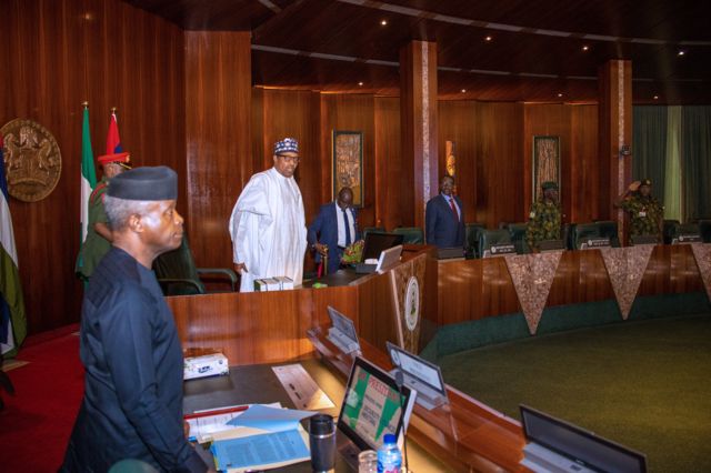 Abuja terror alert: 'No cause for alarm' - NSA disclose wetin dem discuss wit Buhari for ...