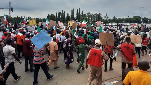 ASUU Strike: Wetin dey happun between House of Reps and ASUU? - BBC News Pidgin