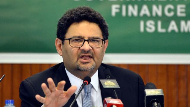 اسحاق ڈار کی بطور وزیر خزانہ واپسی کیا حکومت اور معیشت کو فائدہ پہنچا ...