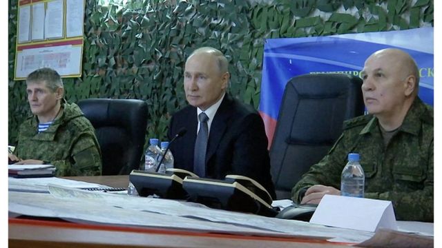プーチン大統領、ウクライナの占領地ヘルソン州を視察＝ロシア政府 - BBCニュース
