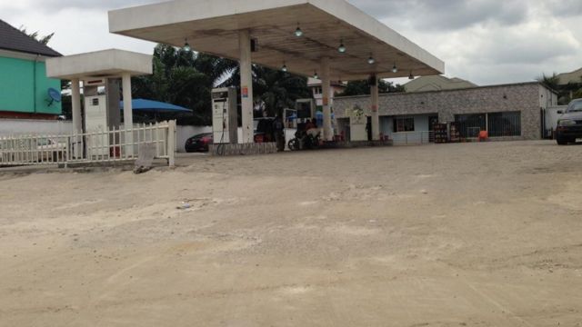 Fuel Scarcity for PH: 'Na panic buying dey do pipo' - IPMAN Rivers State - BBC News Pidgin