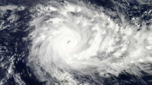 Le bilan du cyclone Ava s'alourdit à Madagascar: 29 morts - BBC News ...