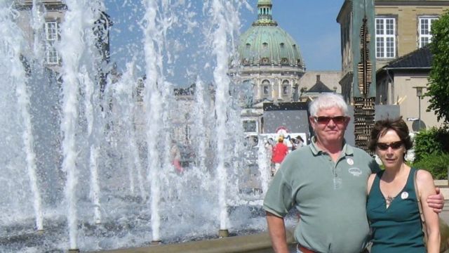 "Aniga iyo ninkeygaba waxaan ka bogsanay kansarka naasaha ku dhaca ...