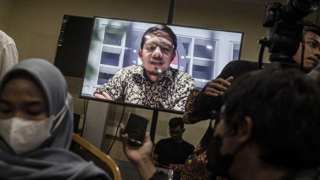 Pemilu 2024: Aturan KPU soal caleg eks-koruptor digugat, dinilai ‘tabrak putusan MK’ - BBC News ...