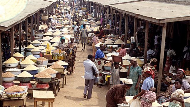 Eze Ndigbo Alex Anozie: Irọ́ ni pé àwọn ọlọ́jà gbọ́dọ̀ dìbò fún APC ...
