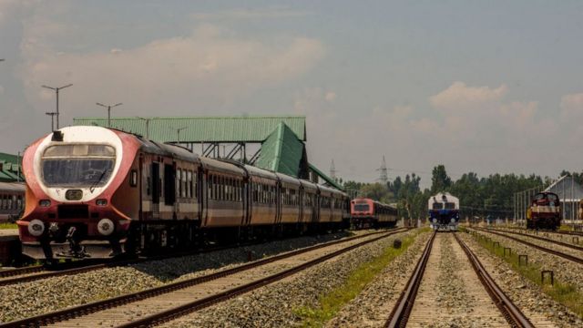 இந்தியப் பொருளாதாரத்தை மீட்க ரிசர்வ் வங்கி தந்த 1.76 லட்சம் கோடி ரூபாய் ...