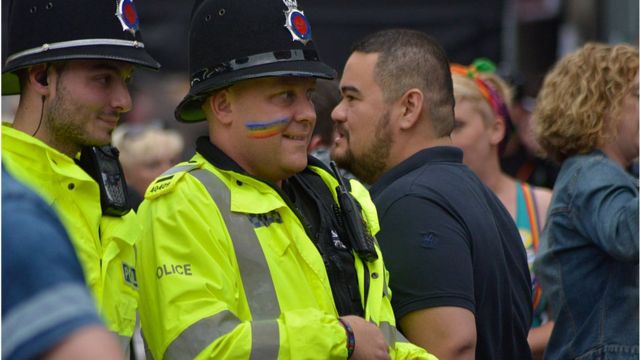 “no Quiero Que Me Perdonen” ¿por Qué Se Oponen Algunos Homosexuales