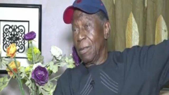 Ore Falomo jẹ́ onímọ ìṣègùn tó lámì laka láàrin ìràn Yoruba - BBC News ...