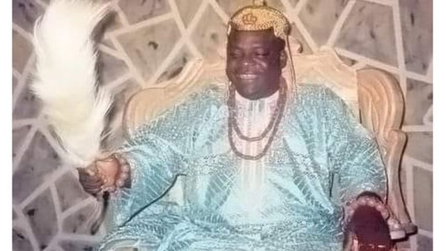 Professor Ayo Akinwale: Iṣẹ́ rẹ ń tọ̀ ọ́ lẹ́yìn - BBC News Yorùbá