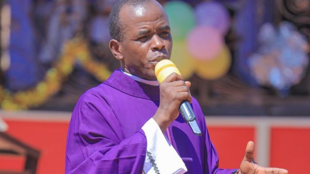 Father Ejike Mbaka on DSS: Ha na-akpọ m n'Abuja maka ihe ndị m kwuru ...