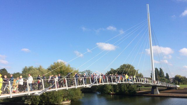 Naming ceremony for Reading's new £5.9m Christchurch bridge - BBC News