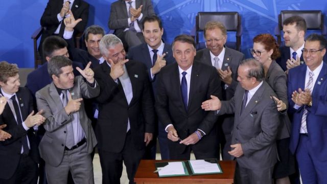 Novo decreto de armas: quem são os 'CACs', beneficiados por medida de ...