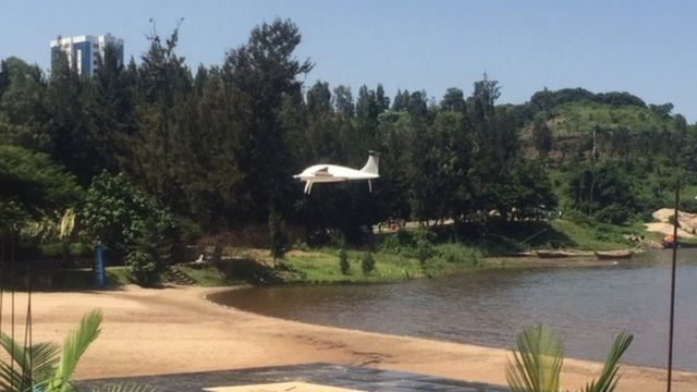 Rwanda: Hari kuba amarushanwa mpuzamahanga yo kugurutsa ‘drones’ - BBC ...