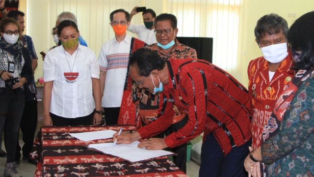 Kawin Tangkap: Kisah perempuan diculik untuk dinikahi di Sumba, 'menangis sampai tenggorokan ...
