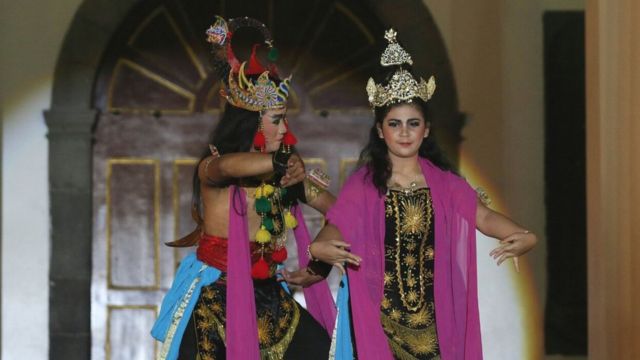 Cerita Panji: Kisah yang menyebar dari Jawa Timur hingga Thailand - BBC ...