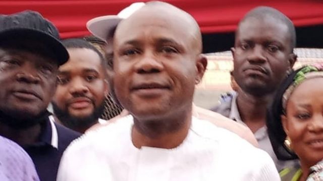 Peter Mba meriri iji aha PDP zọọ ọkwa Gọvanọ Enugwu Steetị - BBC News Ìgbò