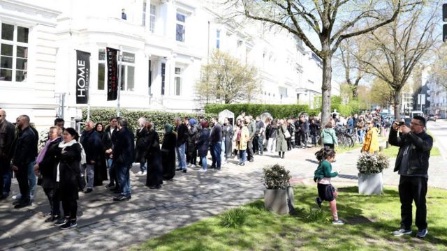 Yurt dışı oy verme süresi tartışmasında YSK itirazlar sonrası geri adım ...