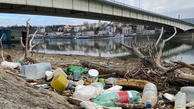 Reke, zagađenje, otpad i smeće oko splavova: Kada će Sava i Dunav u ...
