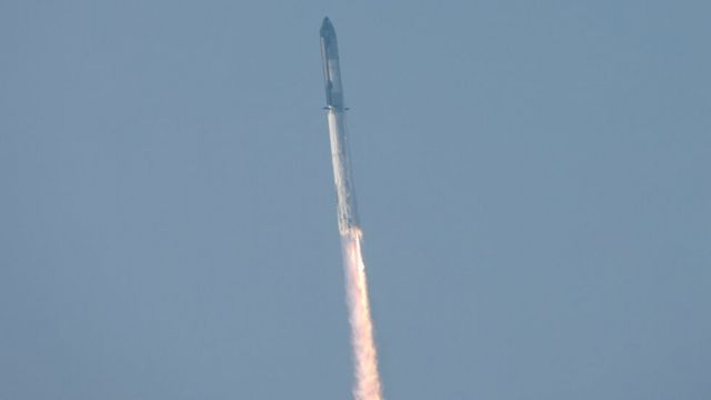 Svemir: Najmoćnija raketa Staršip lansirana u orbitu, ali eksplodirala ...