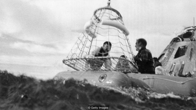 Những anh hùng thầm lặng giải cứu Apollo 13 - BBC News Tiếng Việt