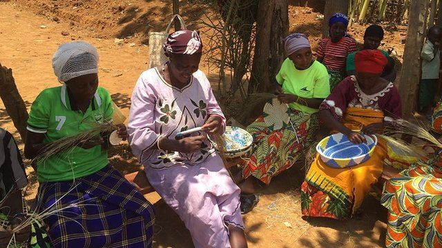 Miaka 65 ya BBC Swahili: Aliyekuwa mkuu wa BBC Swahili Tido Mhando ...