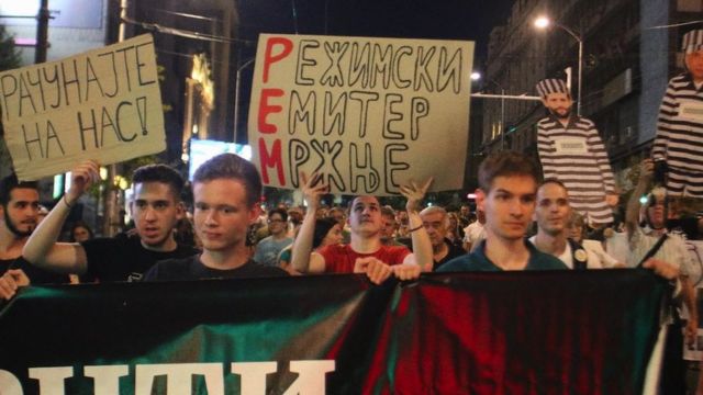Srbija i politika: Petnaesti protest „Srbija protiv nasilja“ na ulicama ...