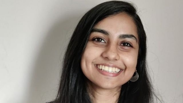 माँ का नाम बच्चों को क्यों नहीं देते सरकारी दस्तावेज़? - BBC News हिंदी