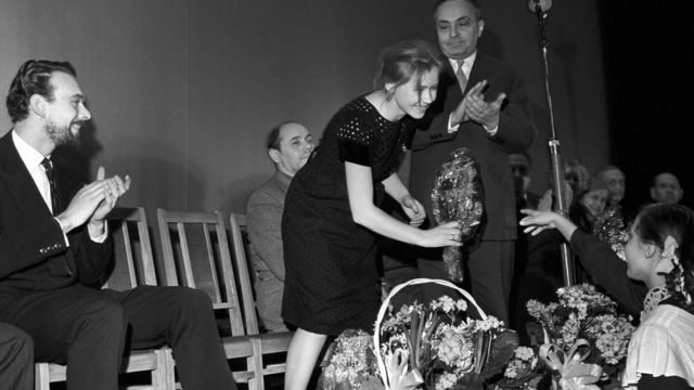 Алексей Баталов: "Летят журавли" и другие фильмы с его участием - BBC ...