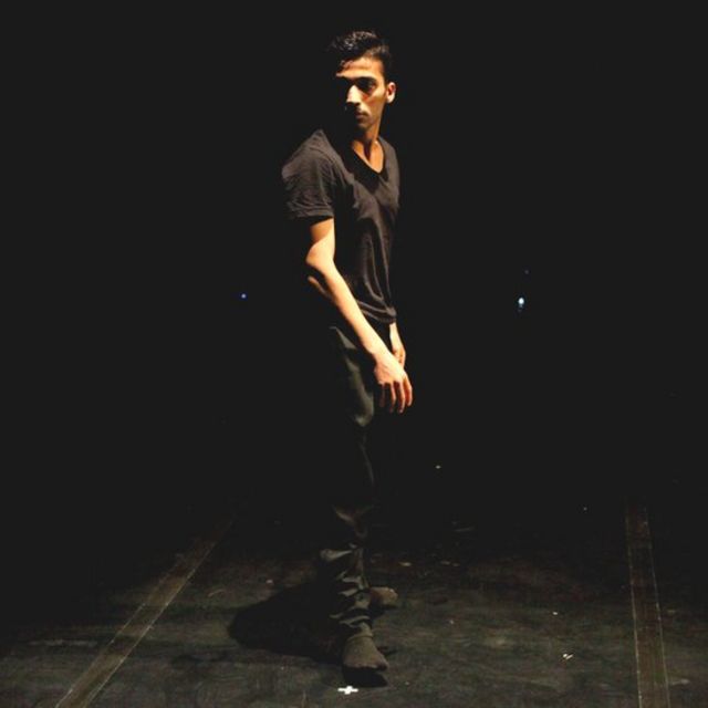 La conmovedora historia del bailarín iraquí Adil Faraj, una de las 292 ...