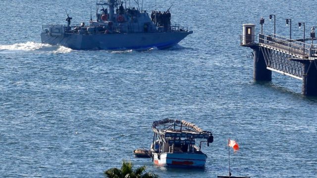 إسرائيل تعترض سفينة الحرية لغزة السويدية وتقتادها إلى أشدود Bbc