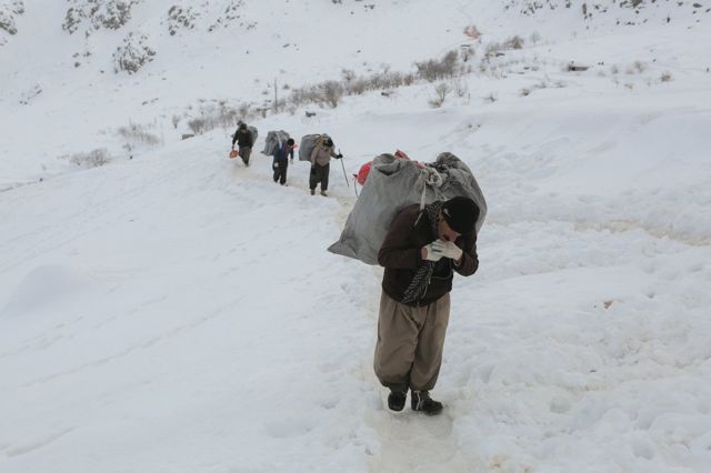 Iran, manjine i siromaštvo: Život kolbara u Iranskom Kurdistanu - nema ...