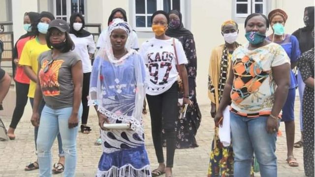 Risikat Azeez: Ìyàwó Gómìnà ìpínlẹ̀ Kwara mú ìlérí rẹ̀ ṣẹ, Risikat tí ...