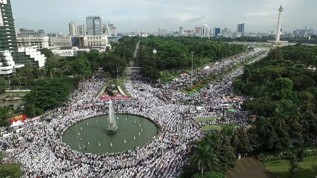 Tujuh juta atau 500.000? Ketika media sosial berdebat soal jumlah ...