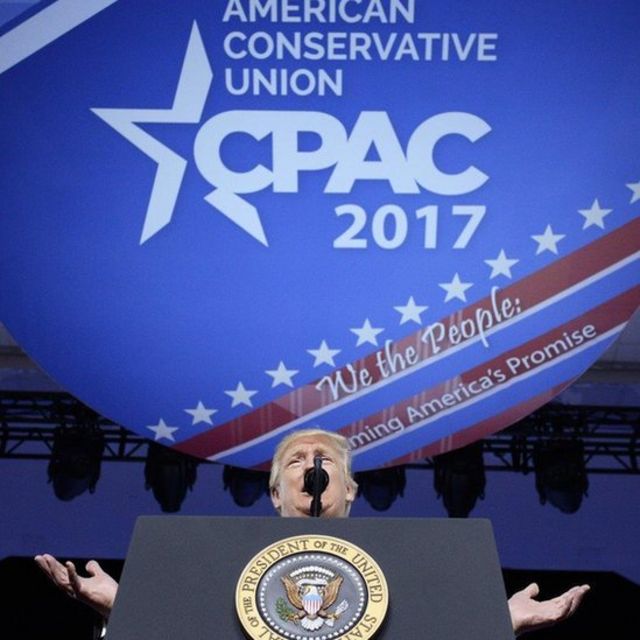 Ông Trump khen Việt Nam 'mua than của Mỹ' - BBC News Tiếng Việt