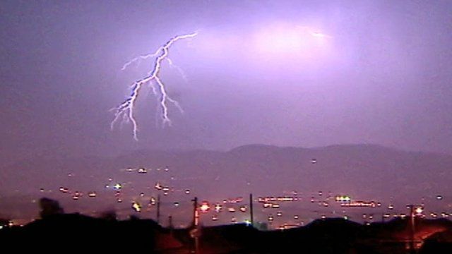 Video shows Spanish storms in which two Britons died - BBC News