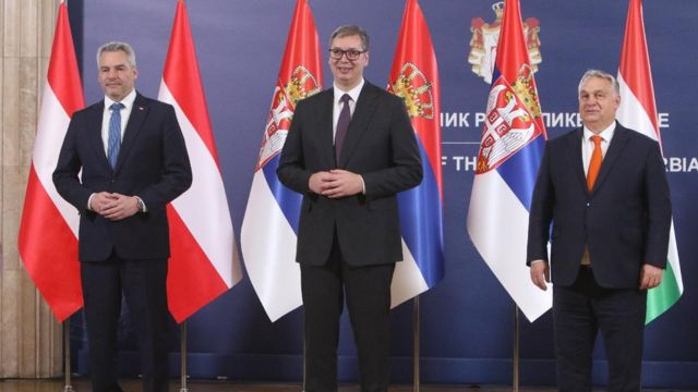 Srbija i migranti: Vučić na sastanku sa Orbanom i Nehamerom najavio vize za ljude iz Tunisa i ...