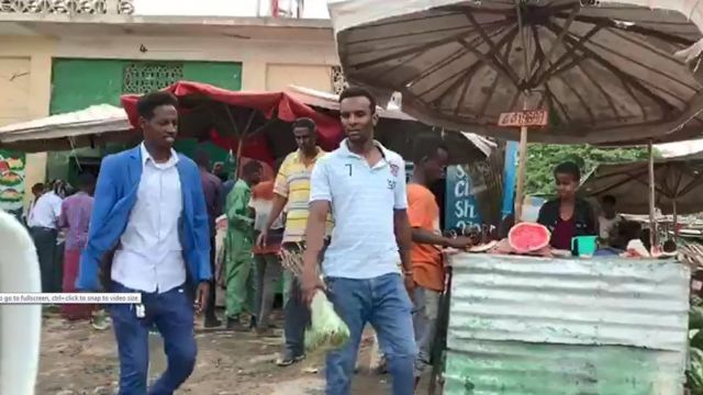 Jaadka "caruur baan ka koriyaa waxaana sugayaa xilliga dib loo furo ...